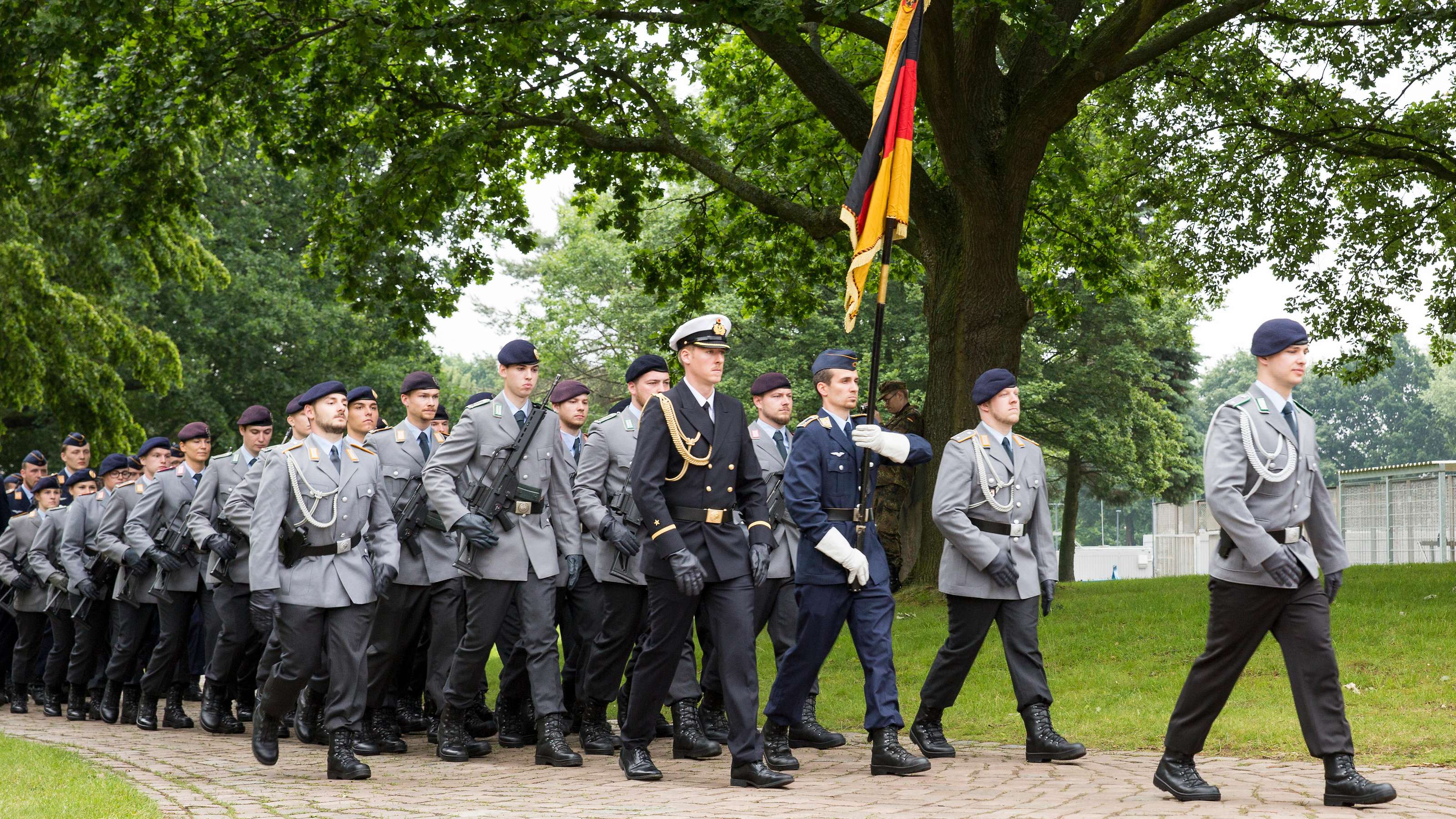 Wie werden Studierende zu "Offizieren mit Herz und Verstand"?