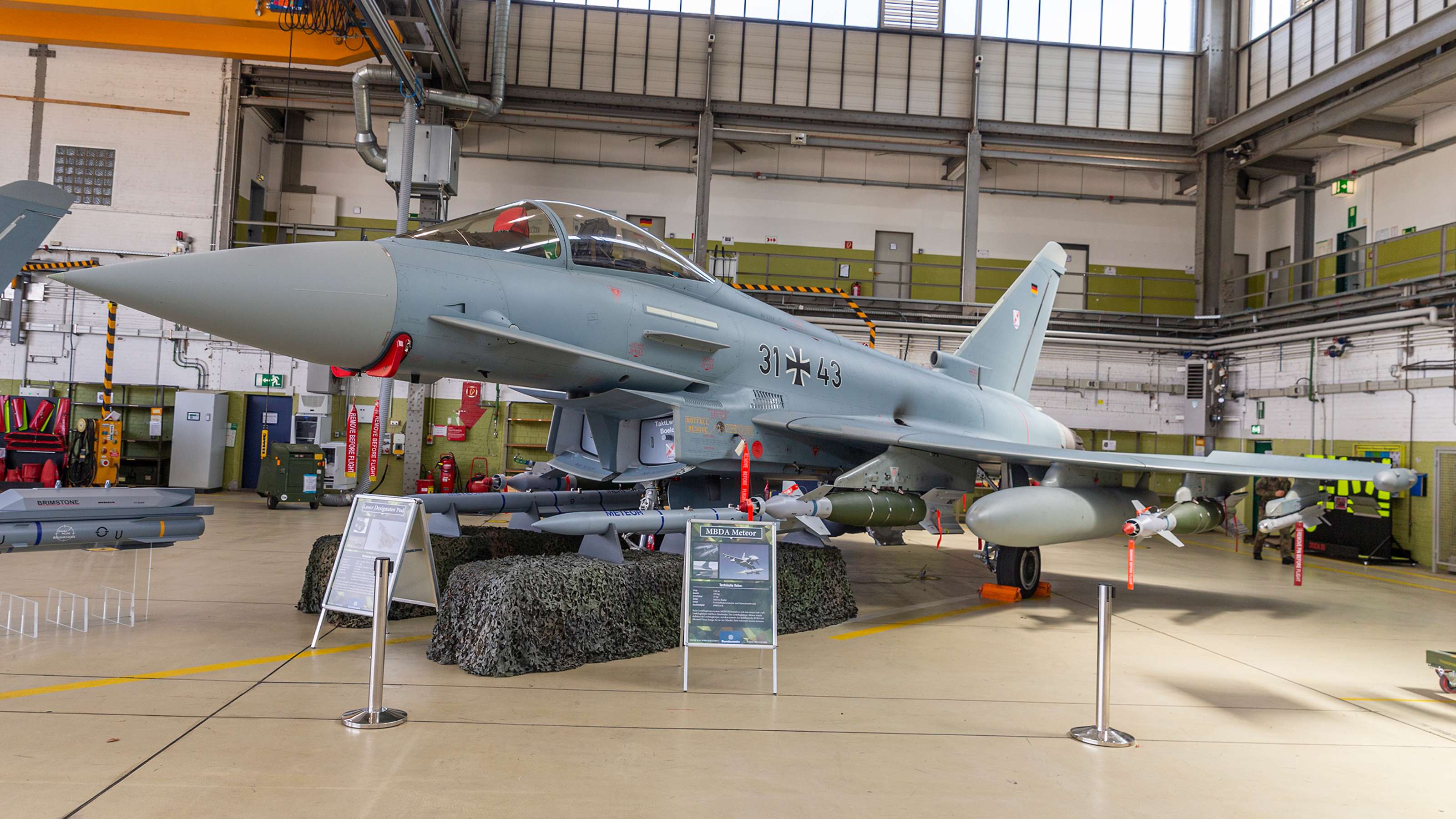Wunderbar Luftfahrtamt Der Bundeswehr Bild