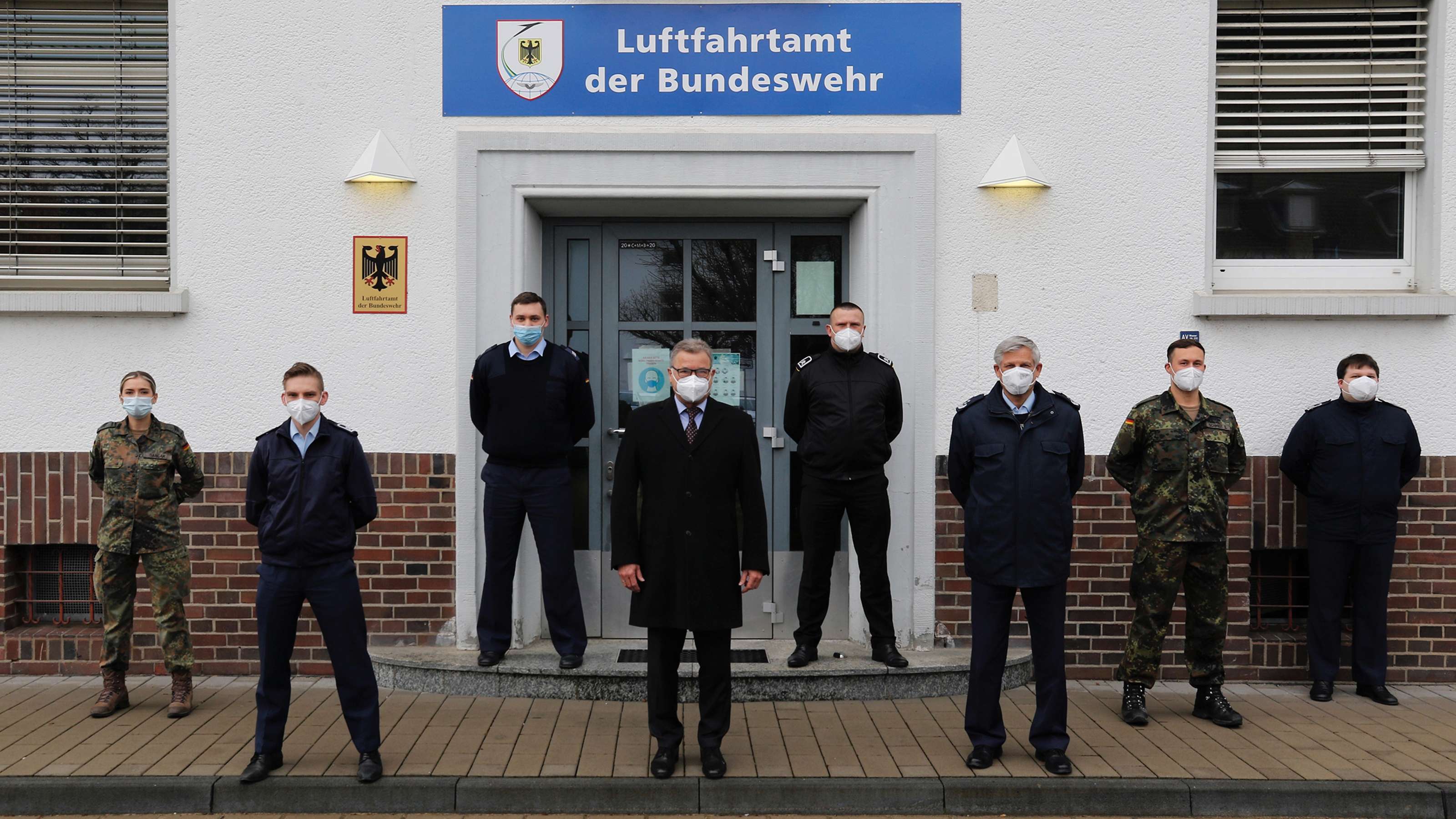 Wunderbar Luftfahrtamt Der Bundeswehr Bild