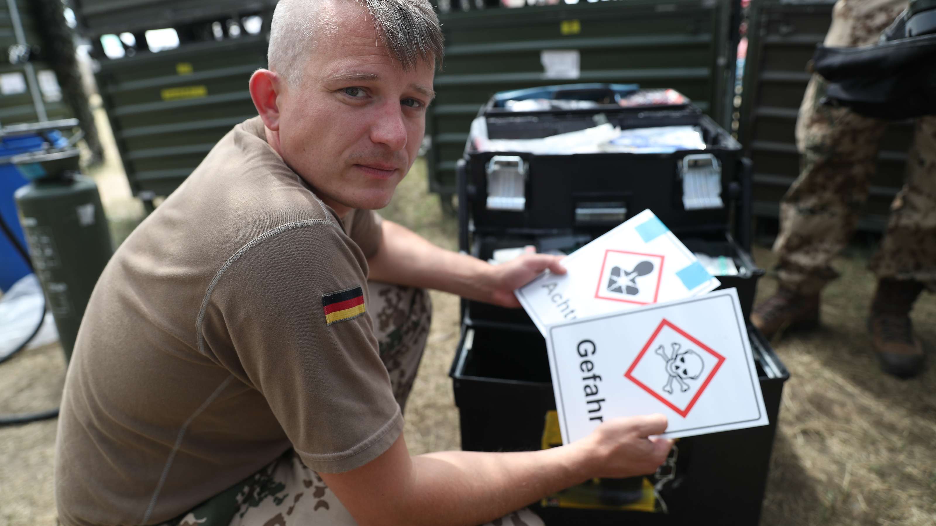 Scharfe ABC-Kampfstoffe: „Jeder hängt an seinem Leben“