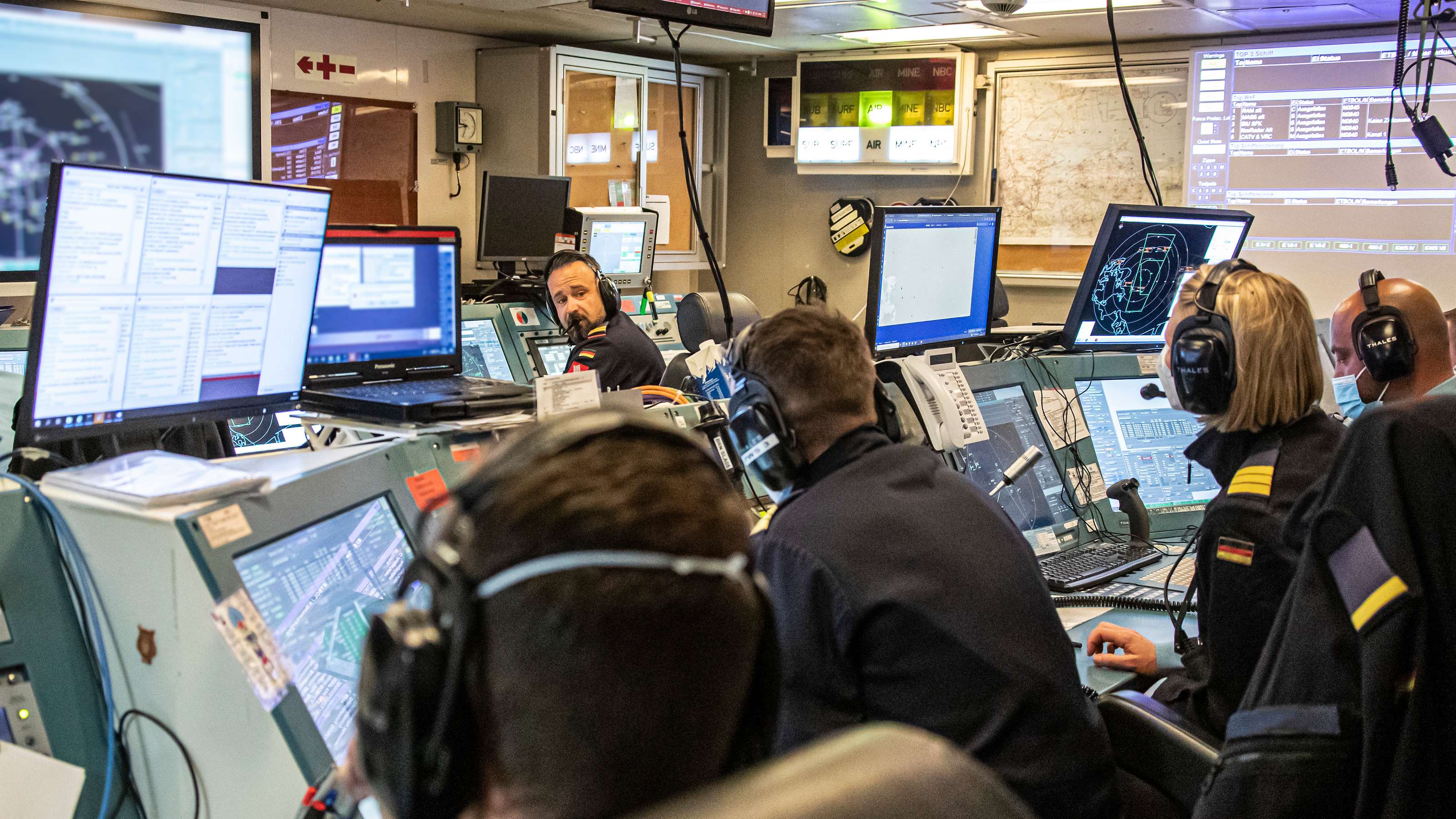 Operationszentralen: Hirn und Herz eines Kriegsschiffs