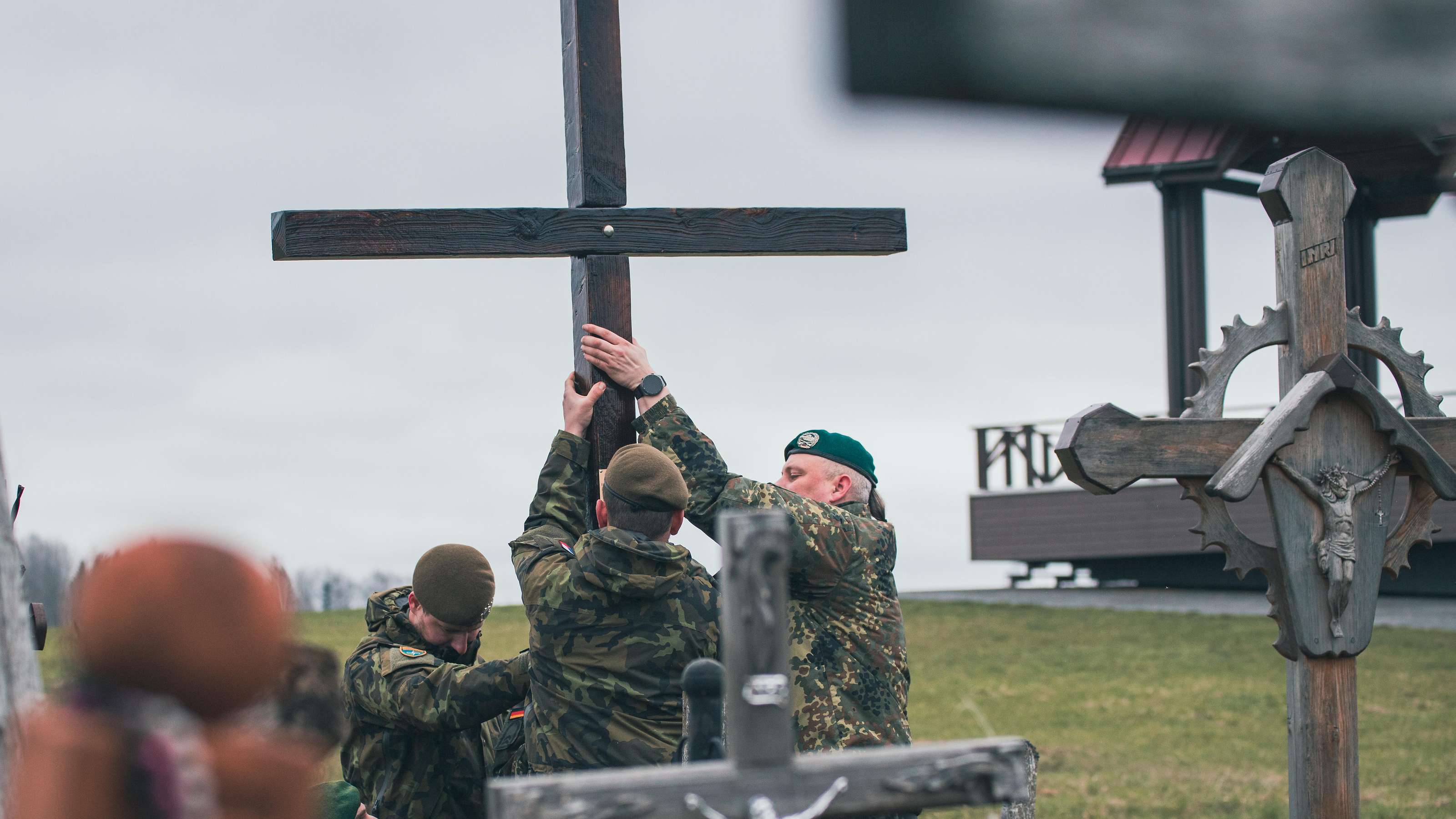 Fahrt zum Berg der Kreuze