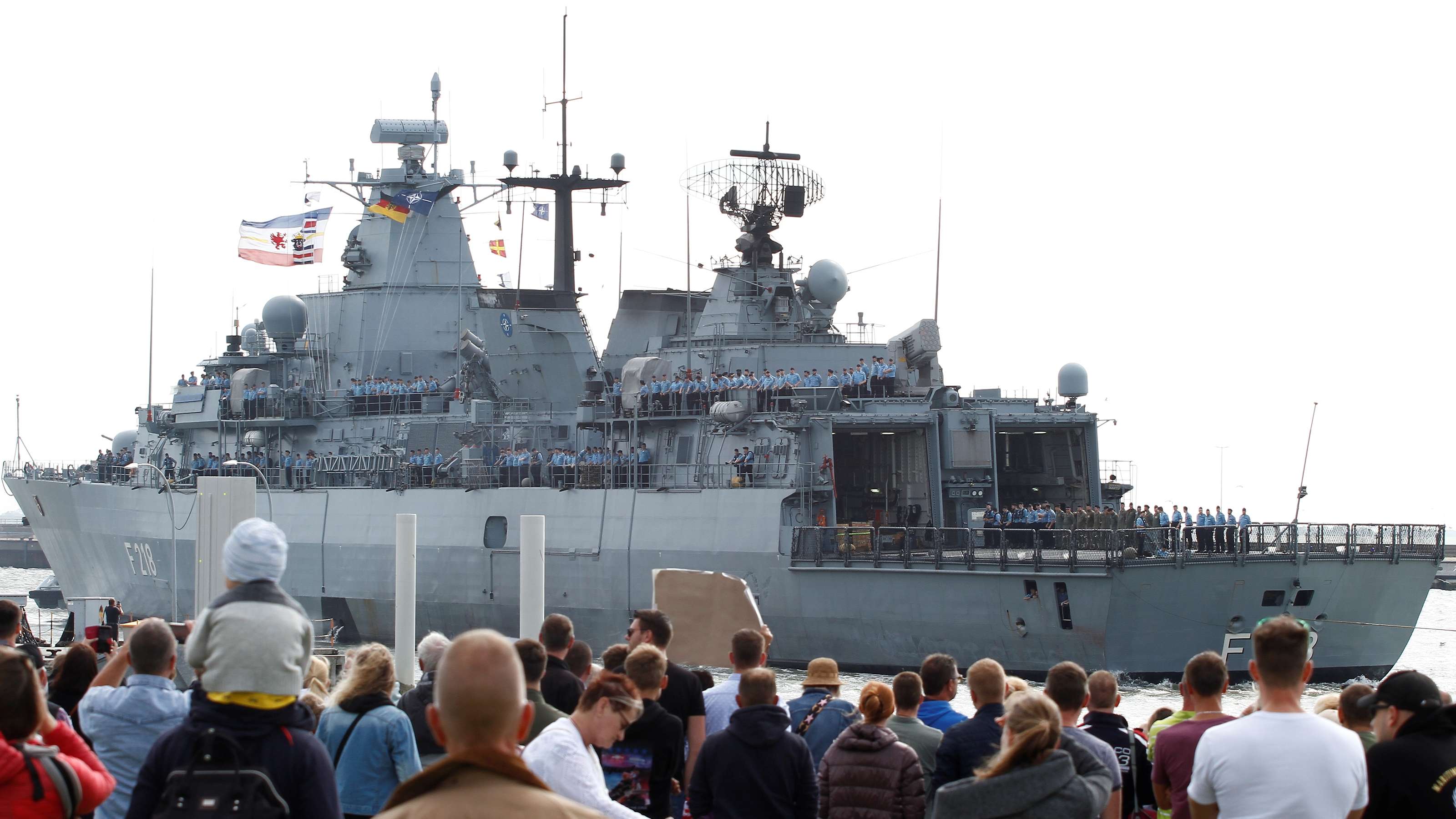 Fregatte „Mecklenburg-Vorpommern“ zurück