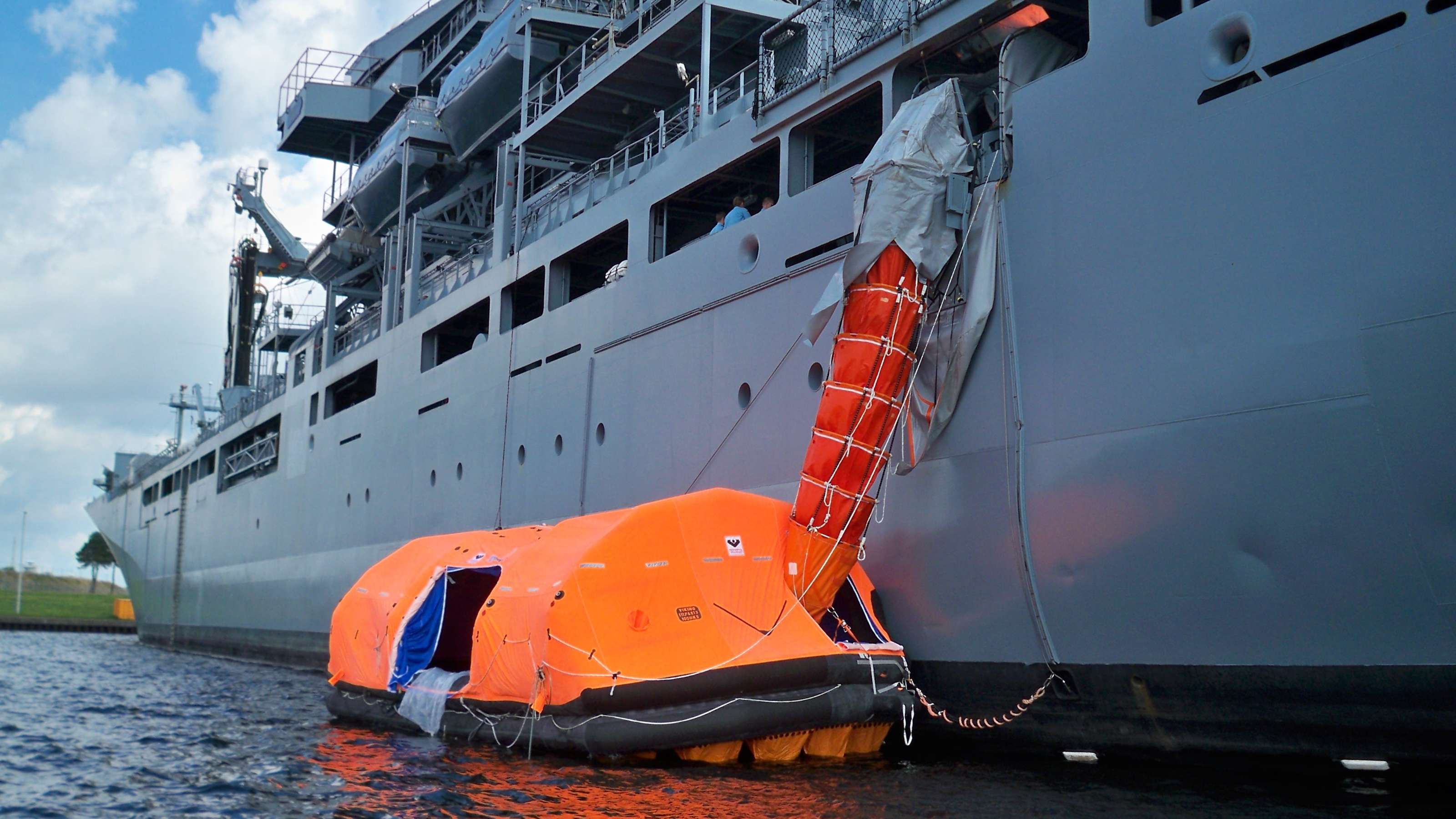 MEVS – Massenevakuierungssystem bei der Deutschen Marine