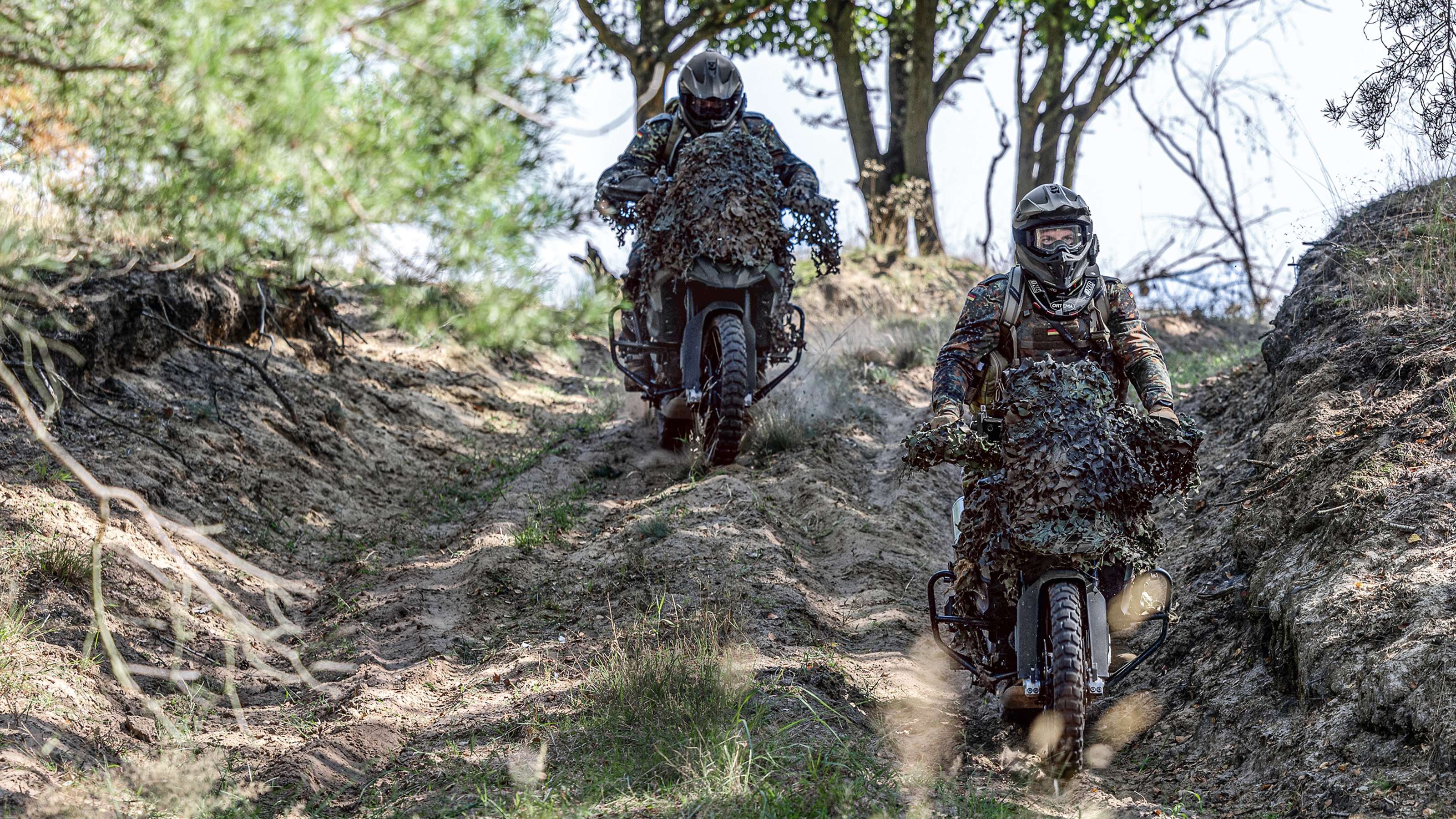 Melder auf dem Motorrad